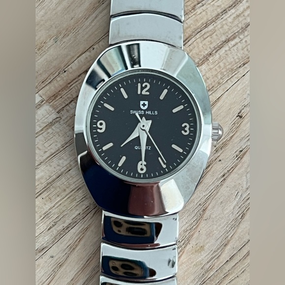 Swiss Hills | Accessories | Swiss Hills Ladies Watch Polished Stainless ...